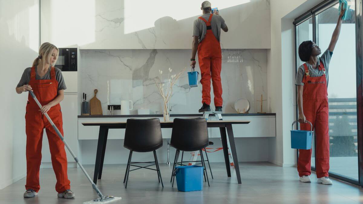 How to Create a Cleaning Schedule That Fits Your Small Business ...